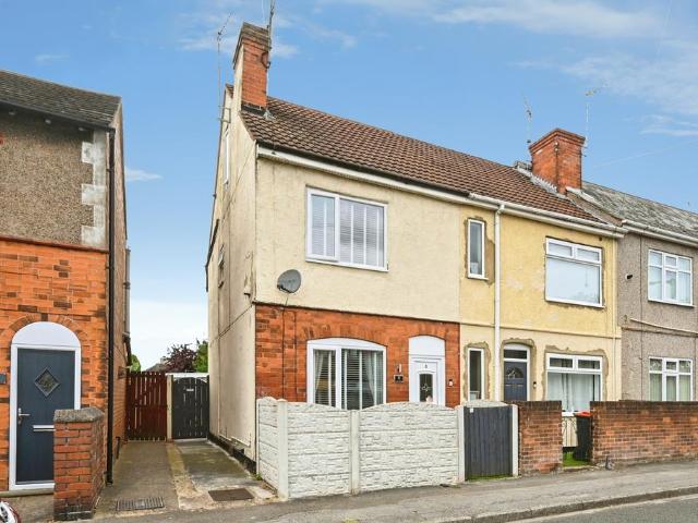 3 bedroom end of terrace house for sale