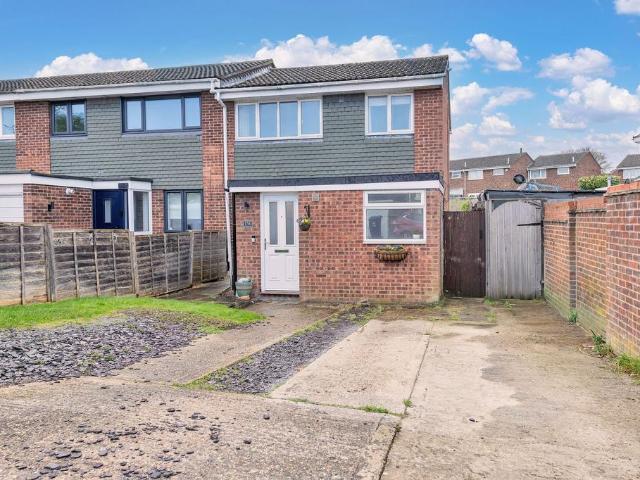3 bedroom end of terrace house for sale