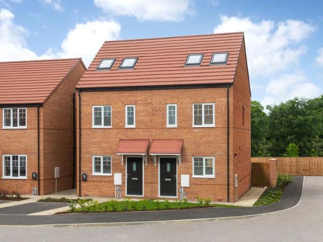 3 bedroom end of terrace house for sale