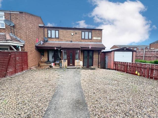 3 bedroom end of terrace house for sale
