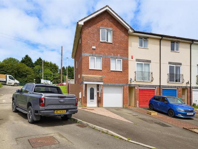 3 bedroom end of terrace house for sale