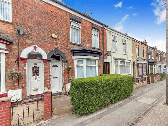 3 bedroom end of terrace house for sale