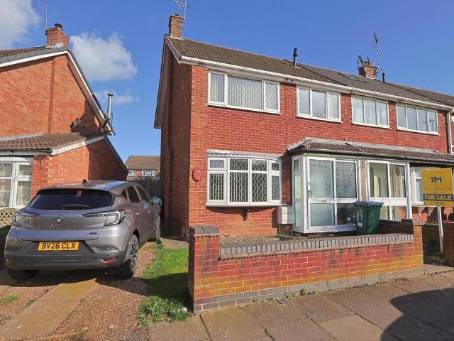 3 bedroom end of terrace house for sale