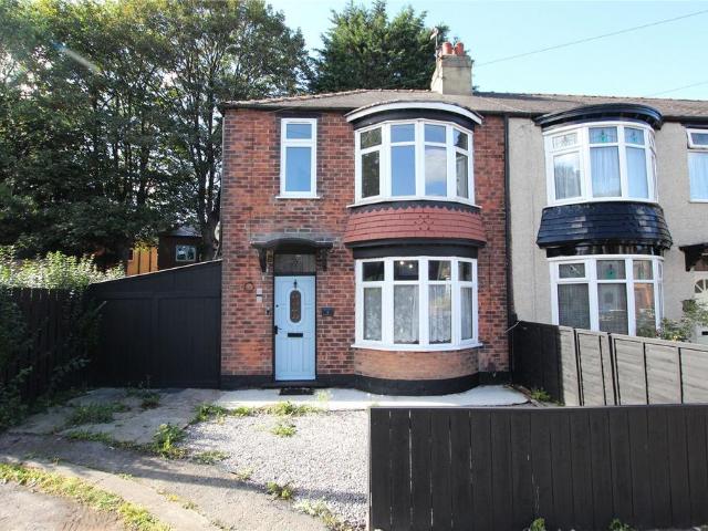 3 bedroom end of terrace house for sale