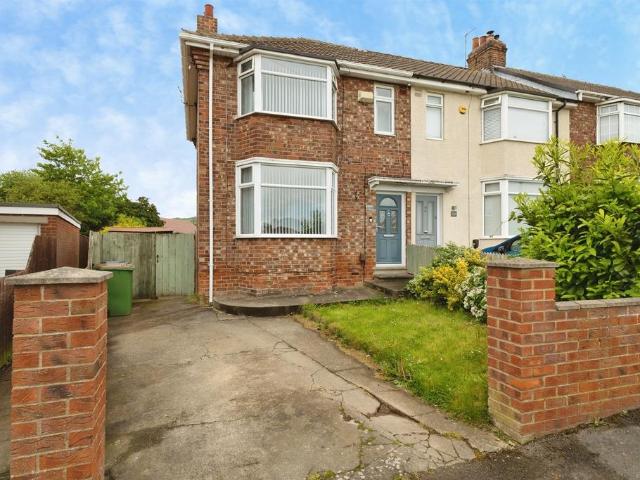 3 bedroom end of terrace house for sale