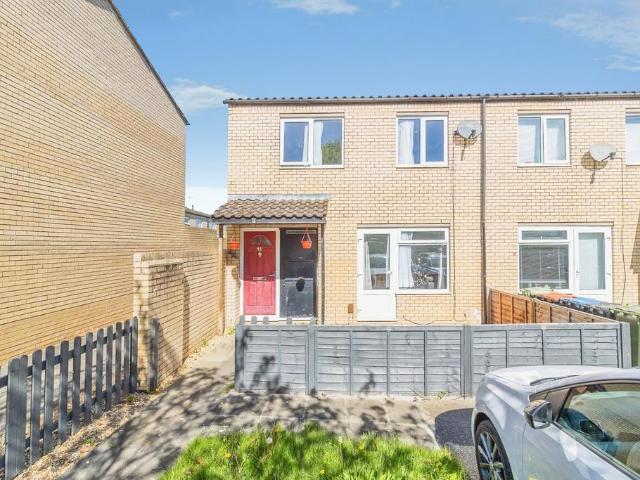 3 bedroom end of terrace house for sale