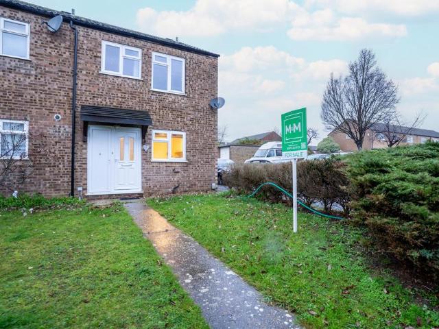 3 bedroom end of terrace house for sale