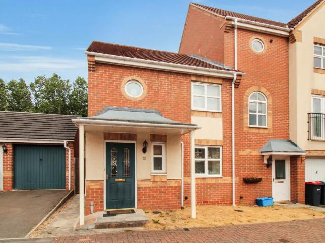 3 bedroom end of terrace house for sale