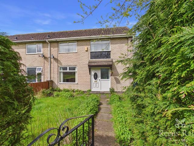 3 bedroom end of terrace house for sale