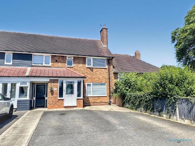 3 bedroom end of terrace house for sale