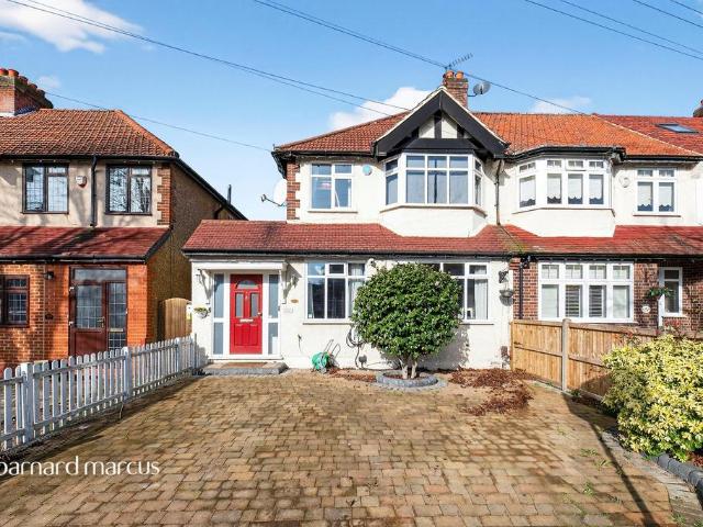 3 bedroom end of terrace house for sale