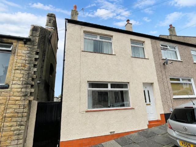 3 bedroom end of terrace house for sale