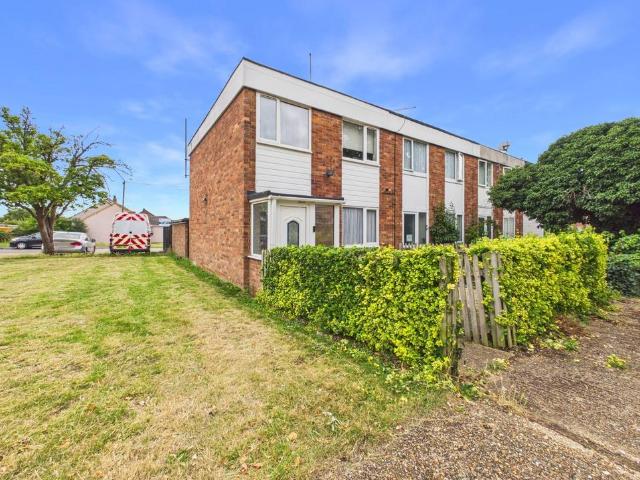 3 bedroom end of terrace house for sale