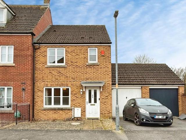 3 bedroom end of terrace house for sale