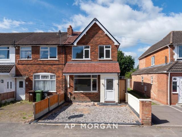 3 bedroom end of terrace house for sale