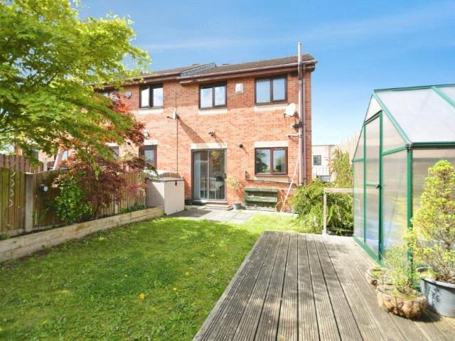 3 bedroom end of terrace house for sale