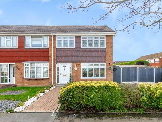 3 bedroom end of terrace house for sale
