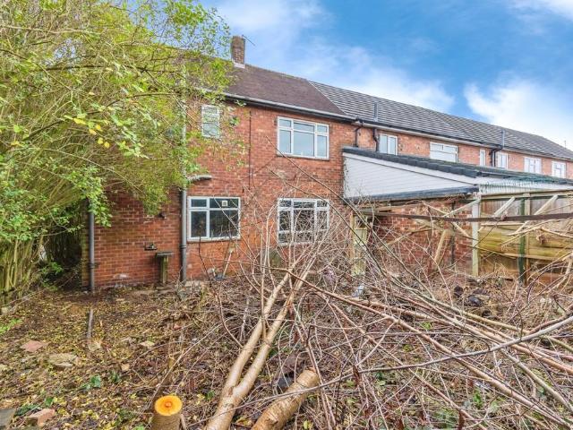 3 bedroom end of terrace house for sale