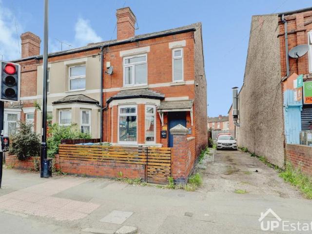3 bedroom end of terrace house for sale