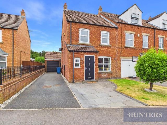 3 bedroom end of terrace house for sale