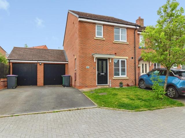 3 bedroom end of terrace house for sale