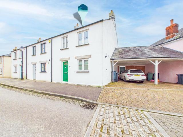 3 bedroom end of terrace house for sale