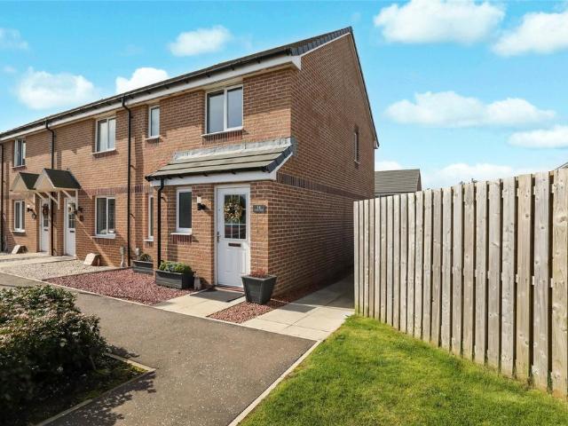 3 bedroom end of terrace house for sale