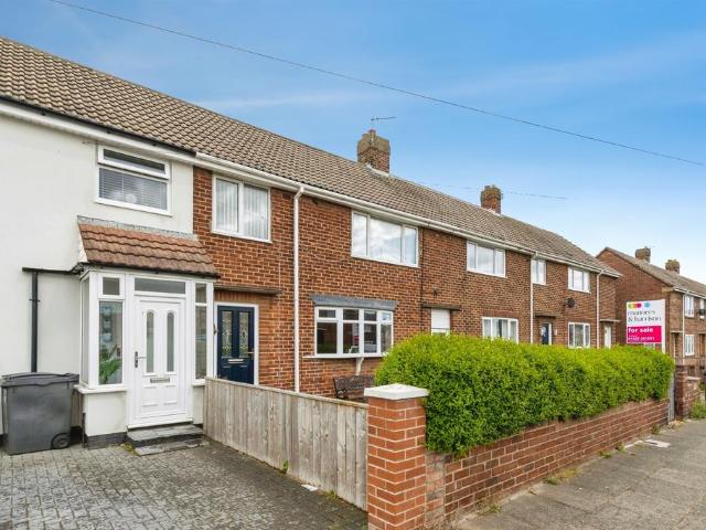 3 bedroom end of terrace house for sale