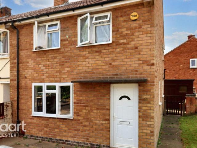3 bedroom end of terrace house for sale