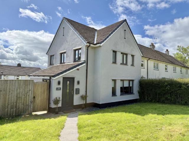 3 bedroom end of terrace house for sale