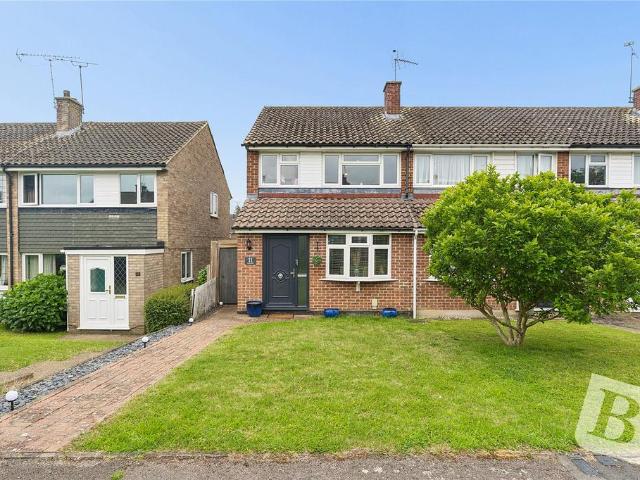 3 bedroom end of terrace house for sale