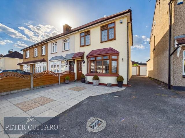 3 bedroom end of terrace house for sale