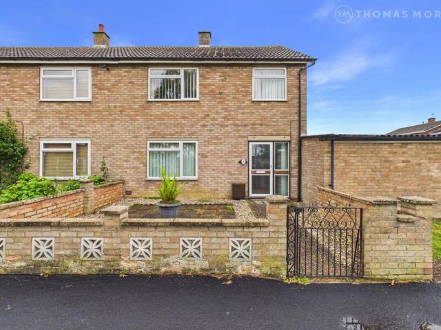 3 bedroom end of terrace house for sale