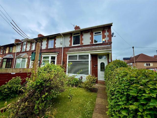 3 bedroom end of terrace house for sale