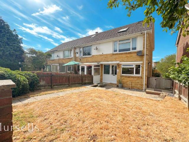 3 bedroom end of terrace house for sale