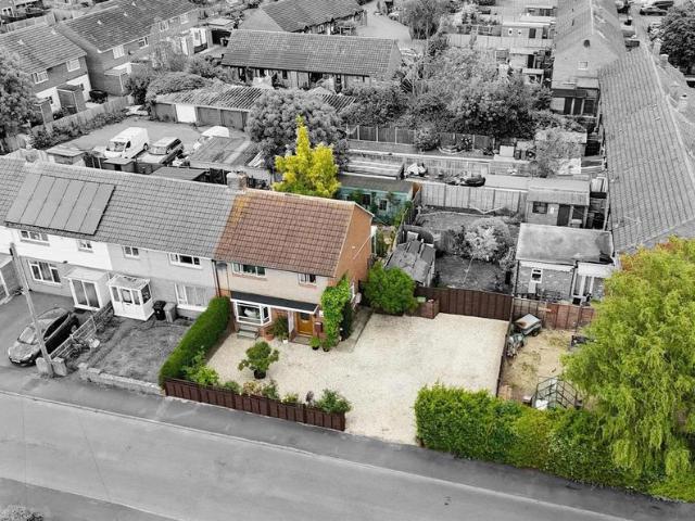 3 bedroom end of terrace house for sale