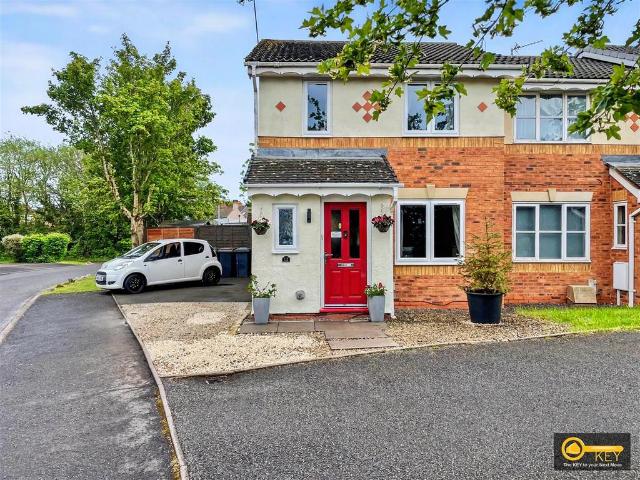 3 bedroom end of terrace house for sale
