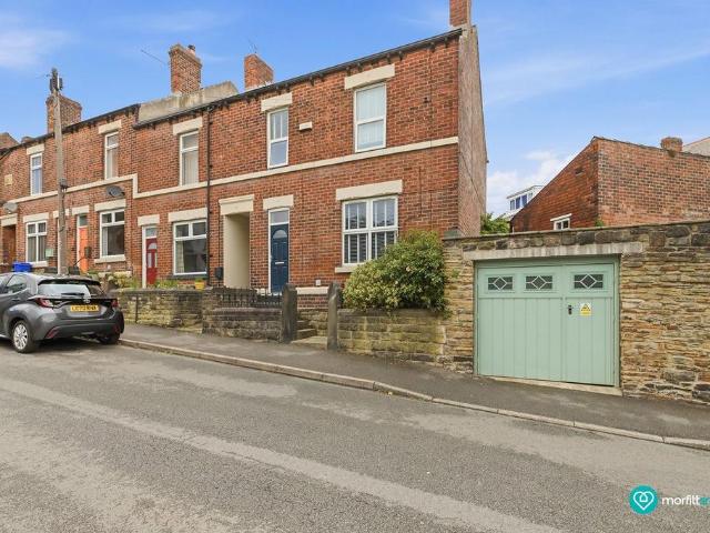 3 bedroom end of terrace house for sale