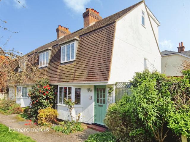 3 bedroom end of terrace house for sale