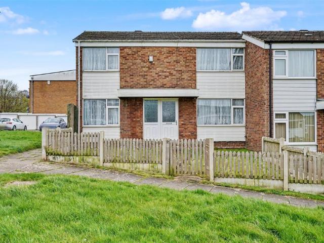 3 bedroom end of terrace house for sale
