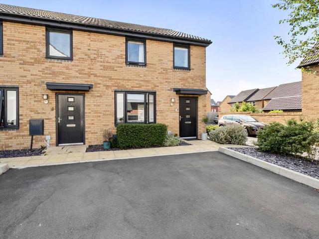 3 bedroom end of terrace house for sale