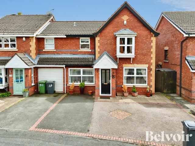 3 bedroom end of terrace house for sale