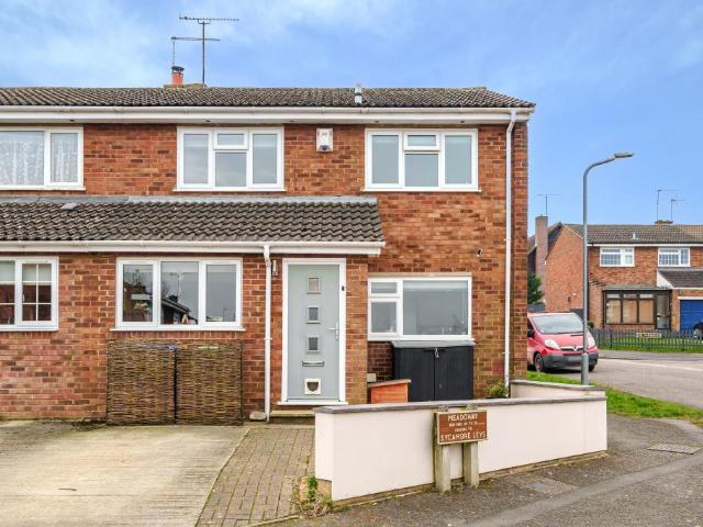 3 bedroom end of terrace house for sale