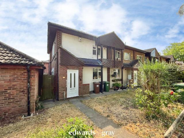 3 bedroom end of terrace house for sale