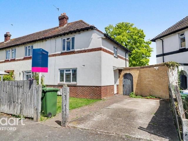 3 bedroom end of terrace house for sale