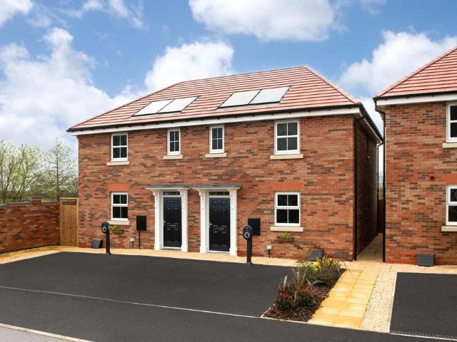 3 bedroom end of terrace house for sale