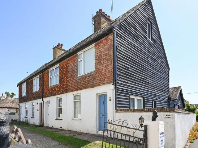 3 bedroom end of terrace house for sale