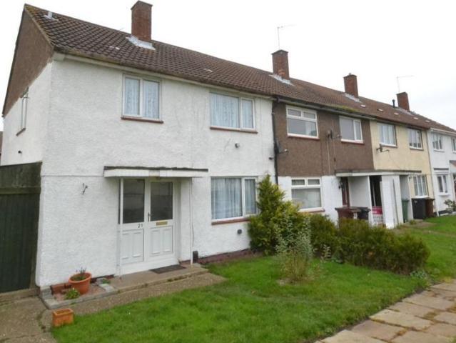 3 bedroom end of terrace house for sale