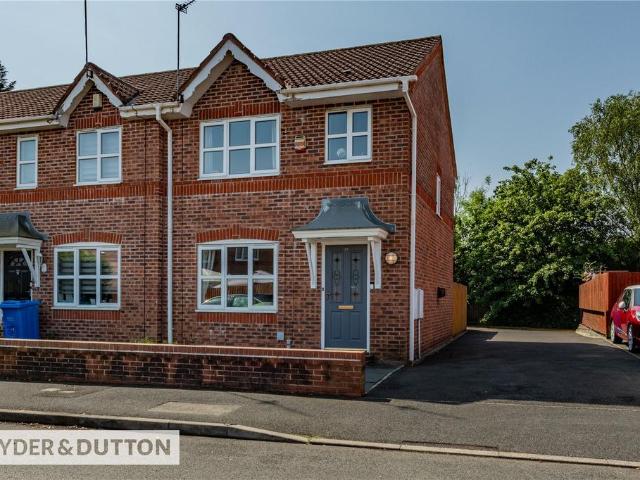 3 bedroom end of terrace house for sale