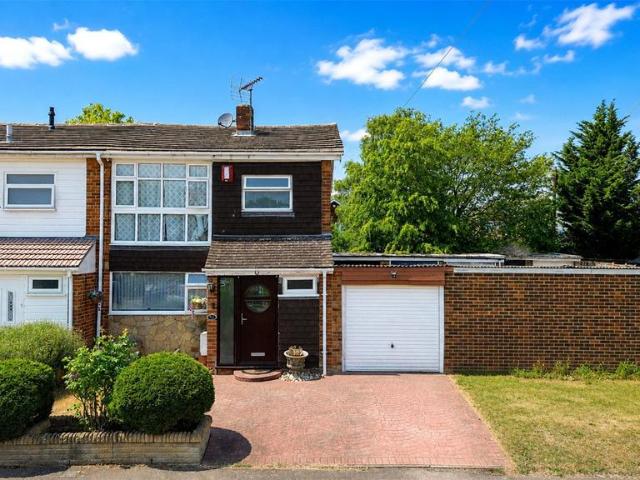3 bedroom end of terrace house for sale